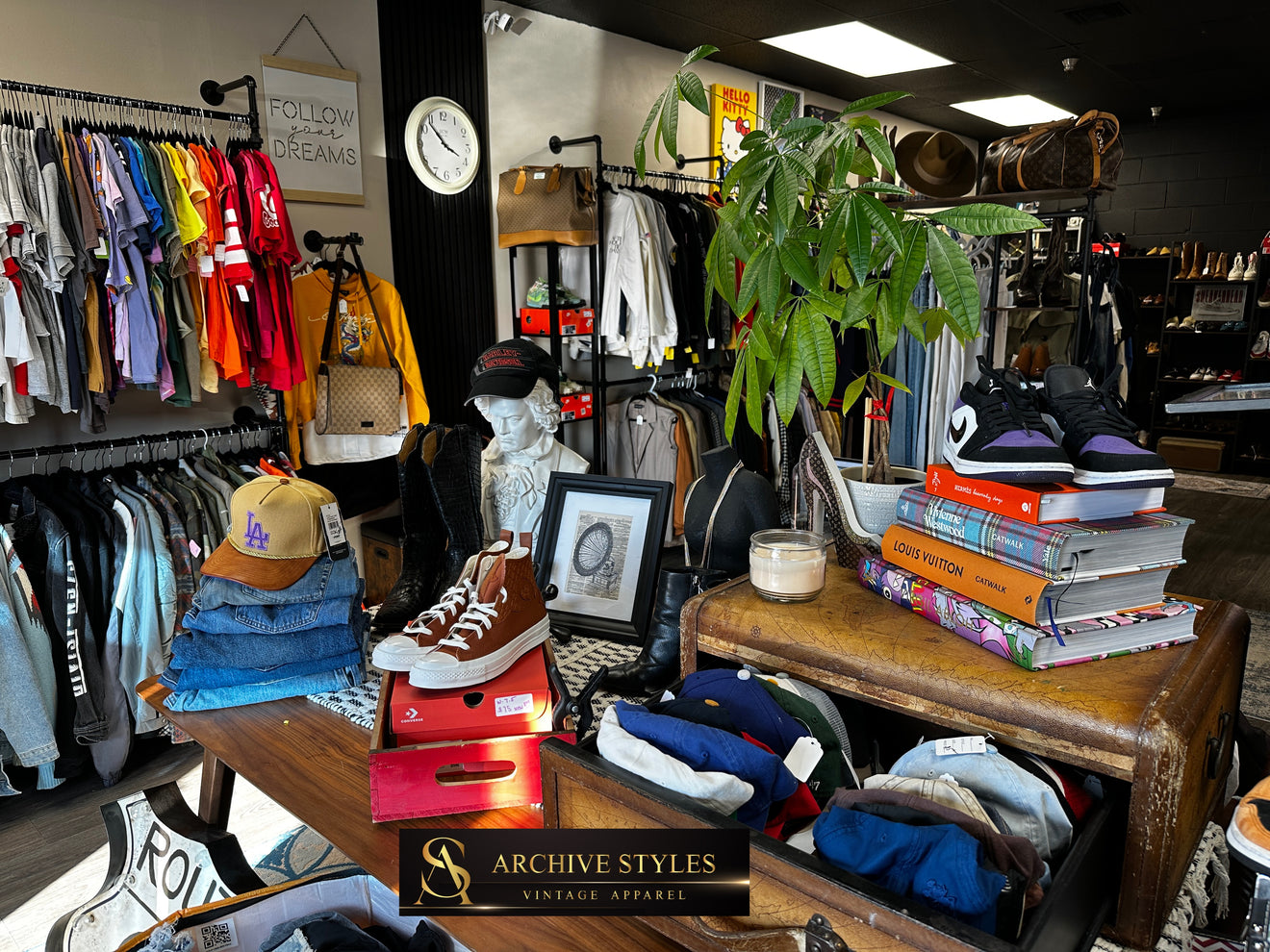 Archive Styles - Pre-Loved Vintage Apparel